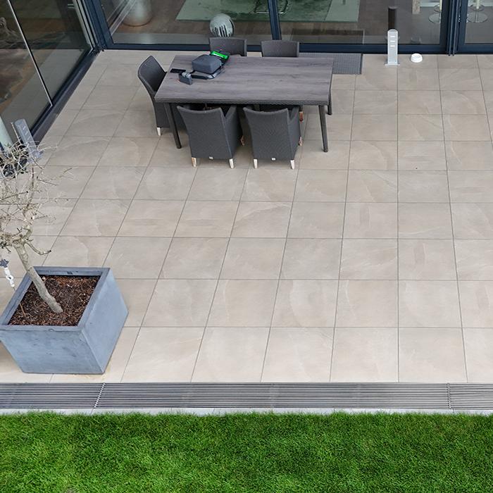 Terrace like a sandy beach: interview with SF Smart Flooring System.